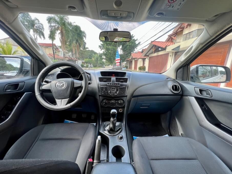 Auto Usado Mazda Bt-50 D/c 4x4 Sdx Abs 2020 96.000 Kms. | Autopia.com.bo